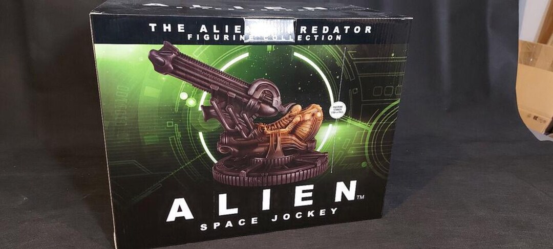 Alien Space Jockey Statue by Eaglemoss Limited and Rare! - Etsy
