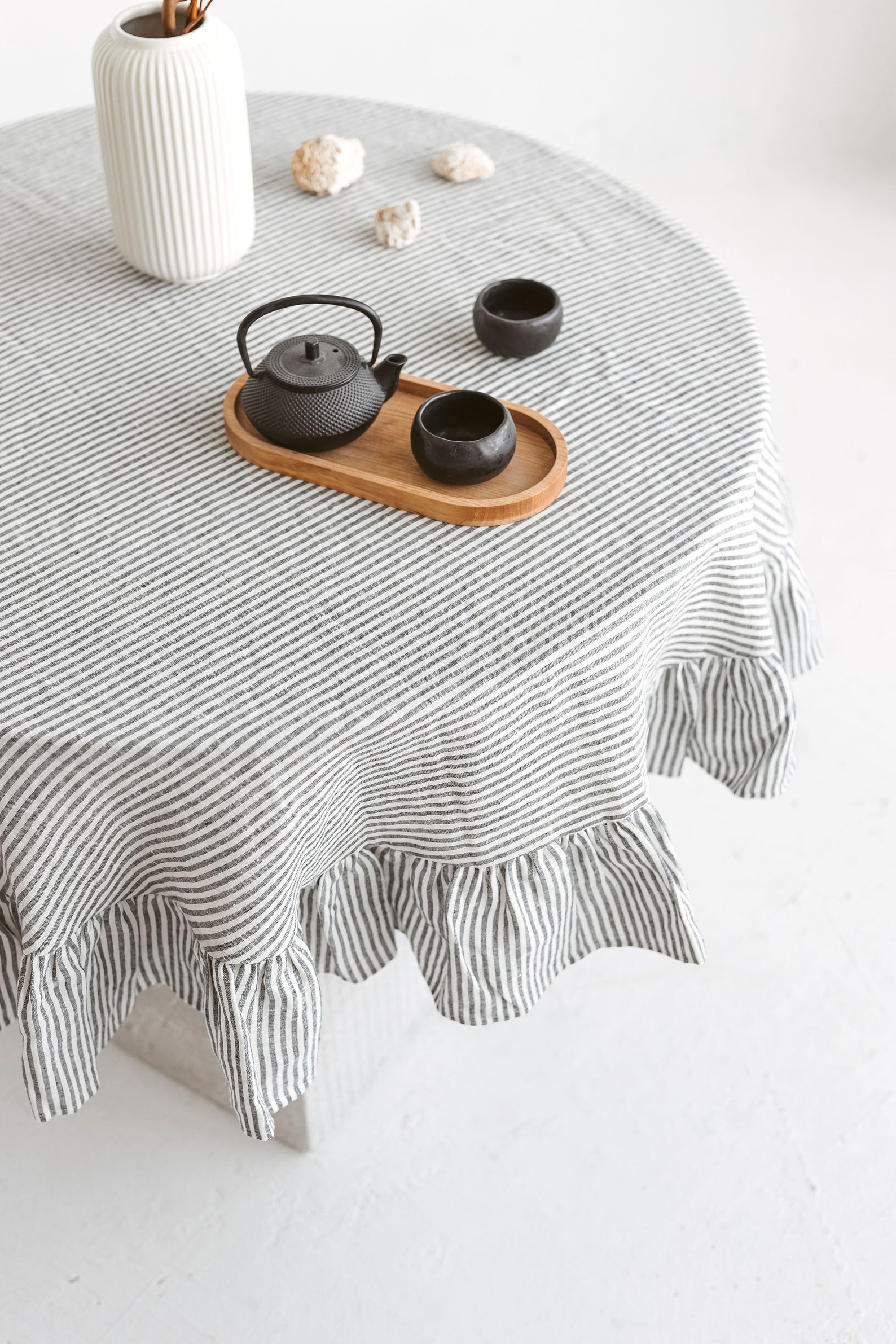 Round Ruffle Tablecloth From Stonewashed Linen, Easter Linen Tablecloth ...
