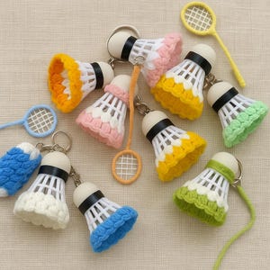 Cute Handmade Badminton Keychain – Crochet Shuttlecock & Racket Bag ...