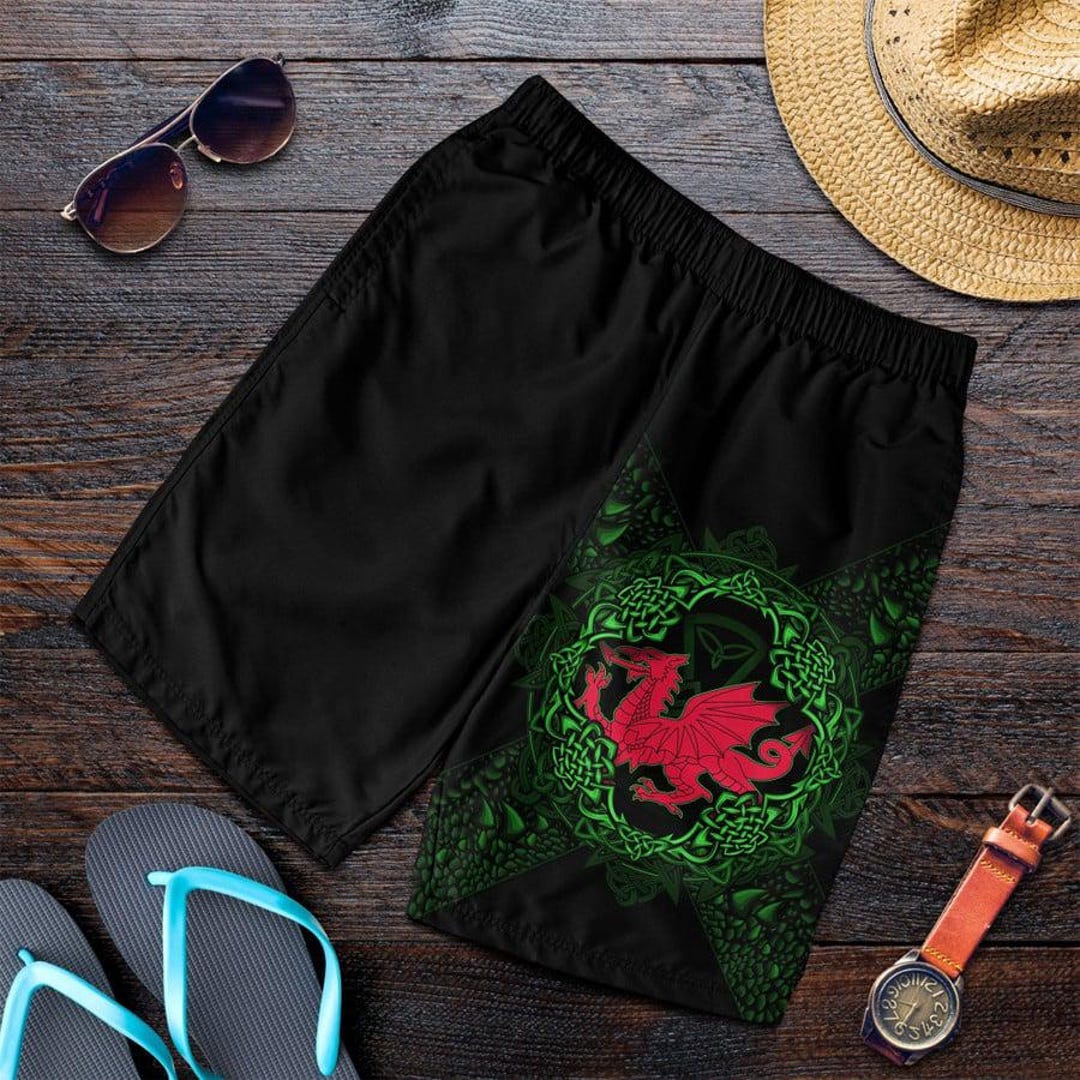 3D Cymru Dragon With Celtic Knot Printed Shorts, Men's Beach Shorts ...
