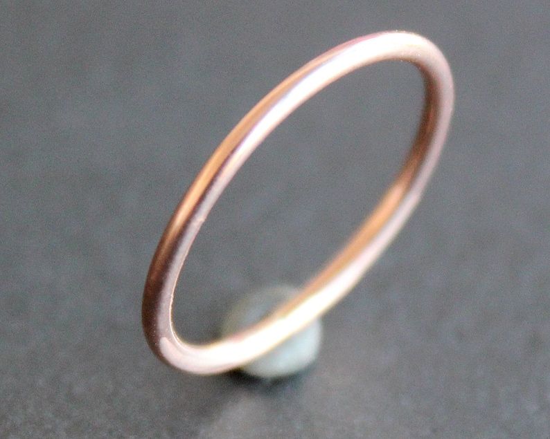 Solid Rose Gold Simple Ring 14K / 10K Gold 1.3mm Skinny Round | Etsy