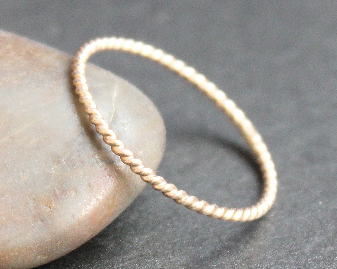 14K Solid Gold Twisted Wire Ring 1mm / 18 Gauge Thin Midi / - Etsy