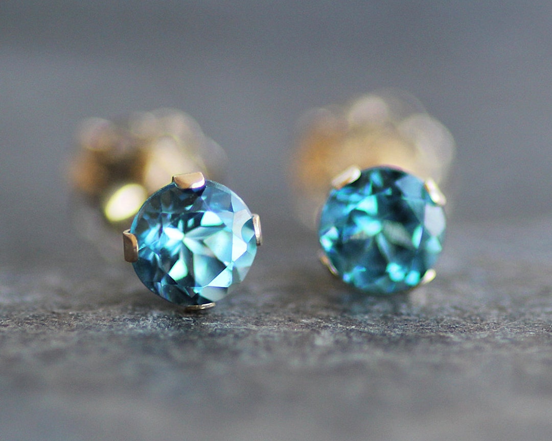 14K Solid Gold London Blue Topaz Stud Earrings: Dainty 4mm Gemstones - Etsy