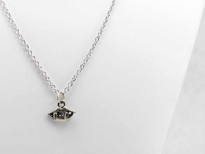 Silver Vampire Fangs Necklace - Silver Vampire Necklace, Vampire Teeth ...