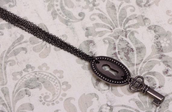 Name Necklace The Warehouse 2024 www.epicamlv