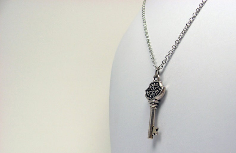 Silver Victorian Key Necklace - Silver Key Necklace, Steampunk Necklace ...