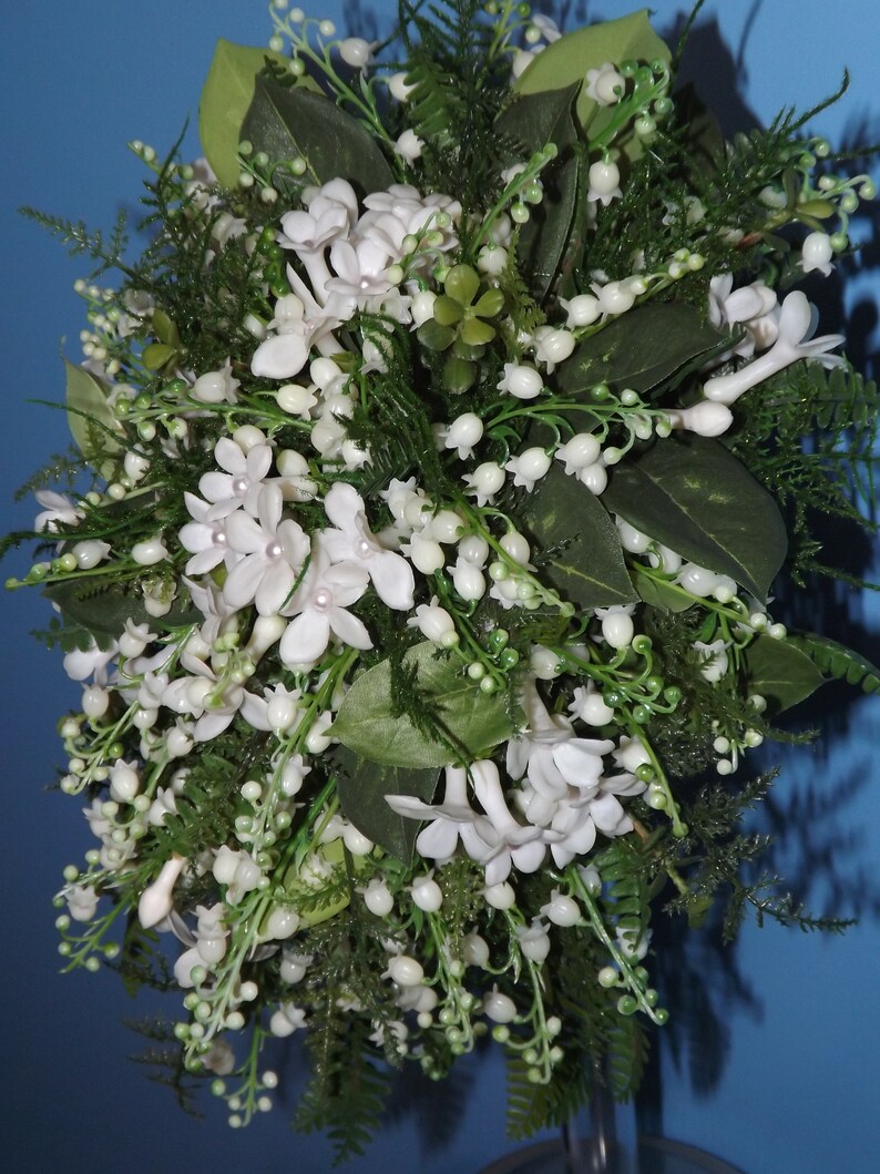 Teardrop Cascading Bouquet Lily of the Valley Stephanotis - Etsy