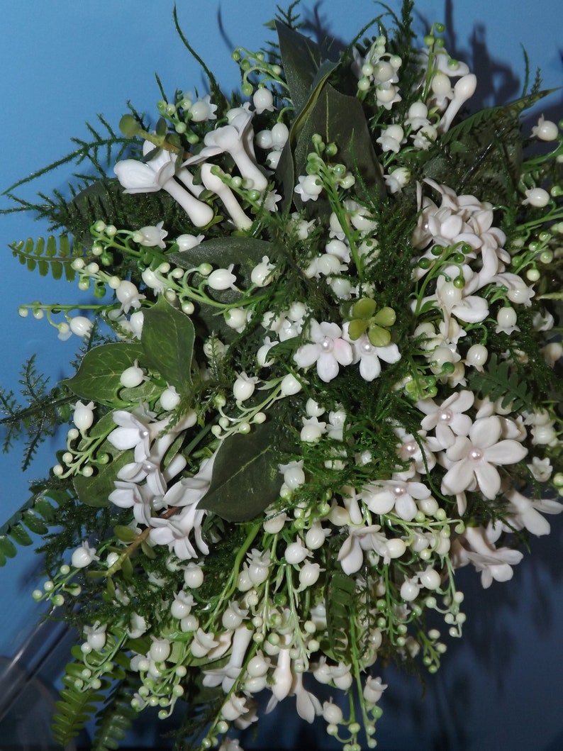 Teardrop Cascading Bouquet Lily of the Valley Stephanotis - Etsy