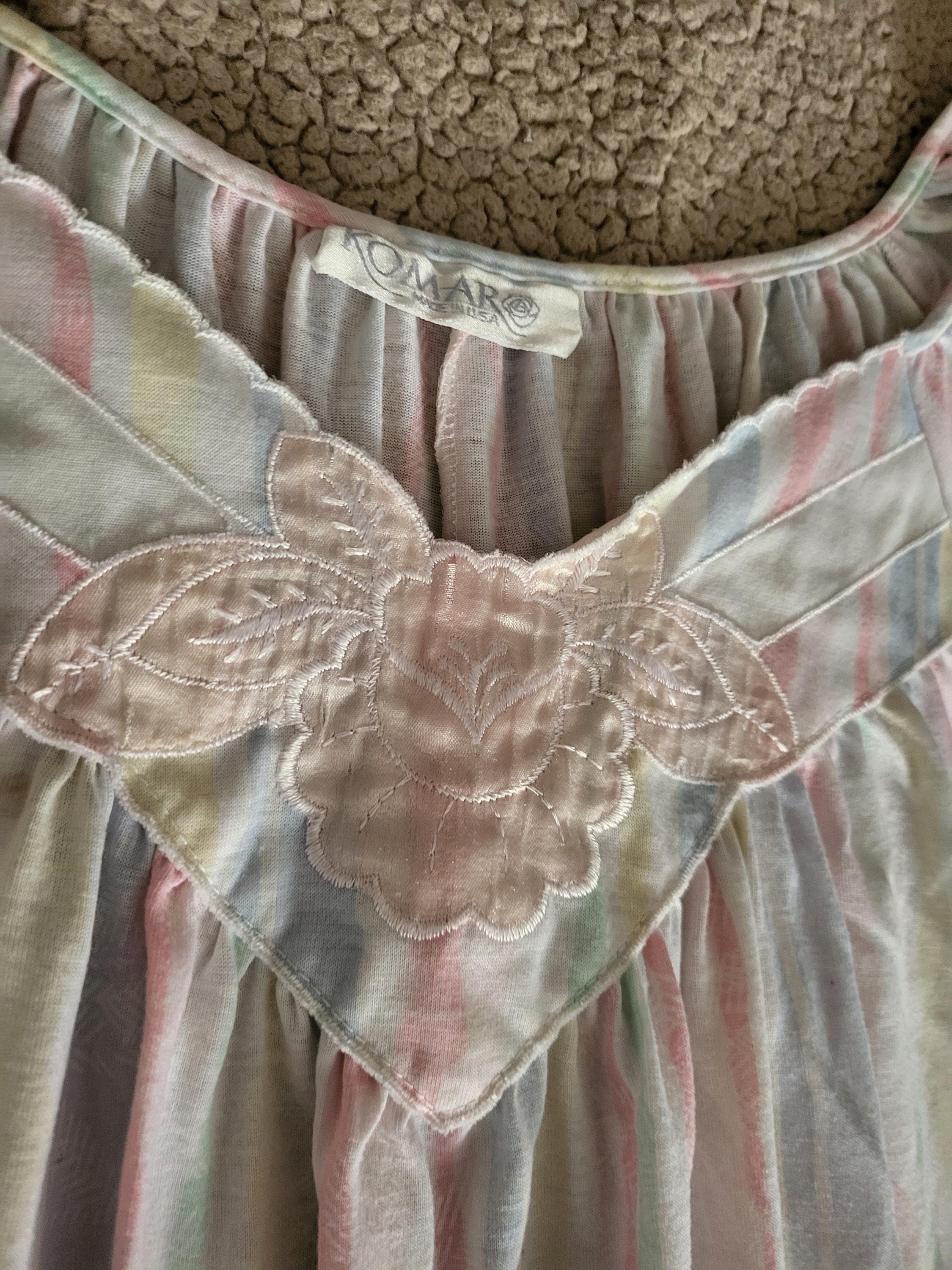 Pastel Vintage Night Gown! - Etsy