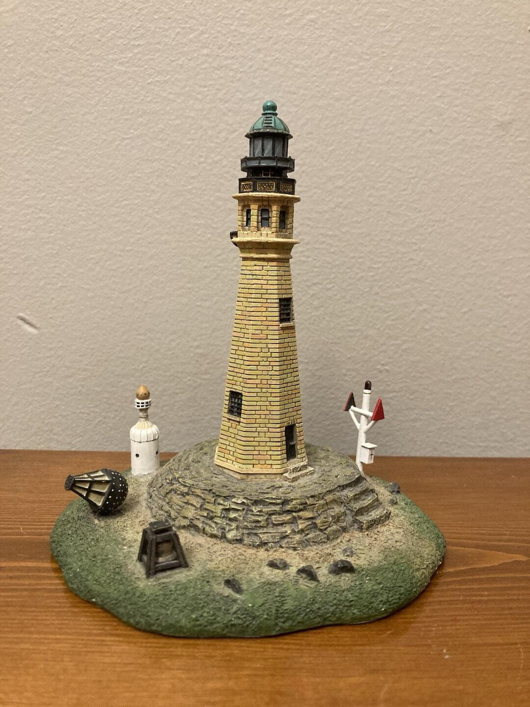 Buffalo Main Light Buffalo NY Danbury Mint 6” Made in China - Etsy