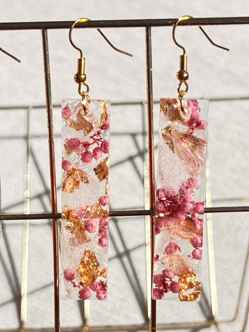 Pressed Flower| Gold Leaf & Skeleton Leaf Resin Earrings Dangles ...