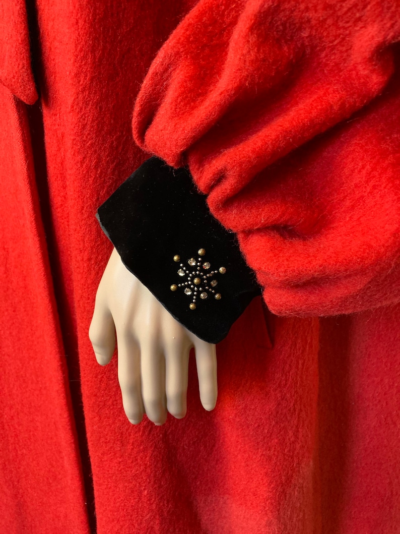 Shagora Vintage 60s Iconic Cherry Red and Black Velvet Rhinestone ...