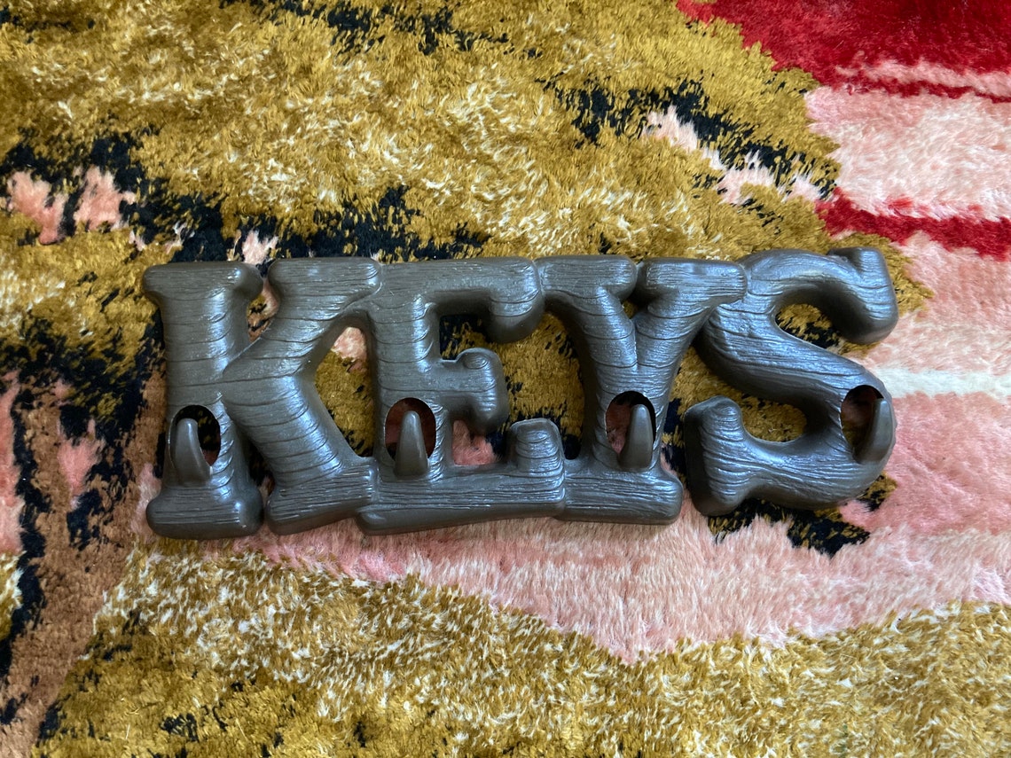 KEYS Vintage 70s Faux Woodgrain Plastic Key Holder - Etsy