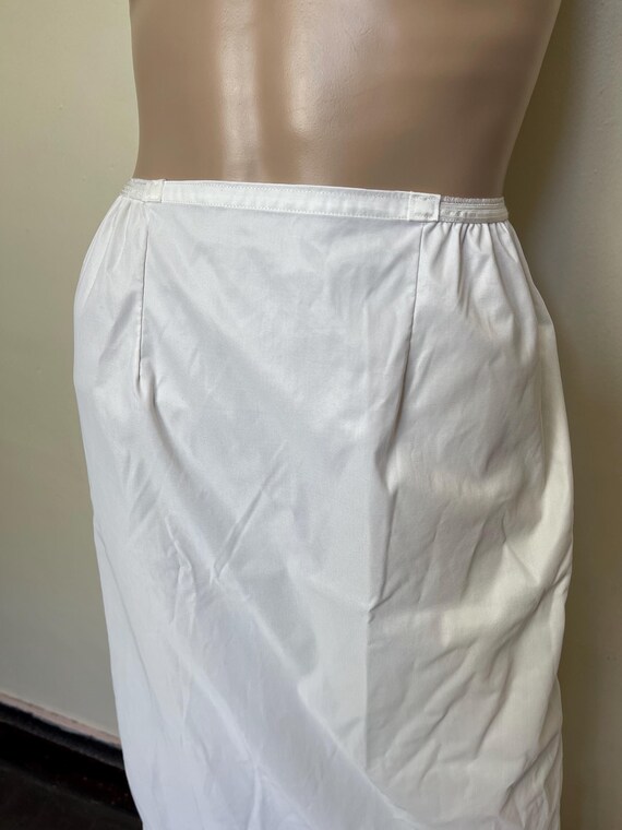 Vassarette by Munsingwear White 1950s Vintage Side Sl… - Gem