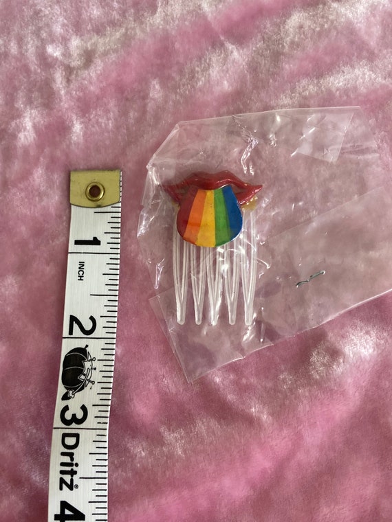 Rainbow Tongue Vintage 70s Deadstock Hair Comb - Gem