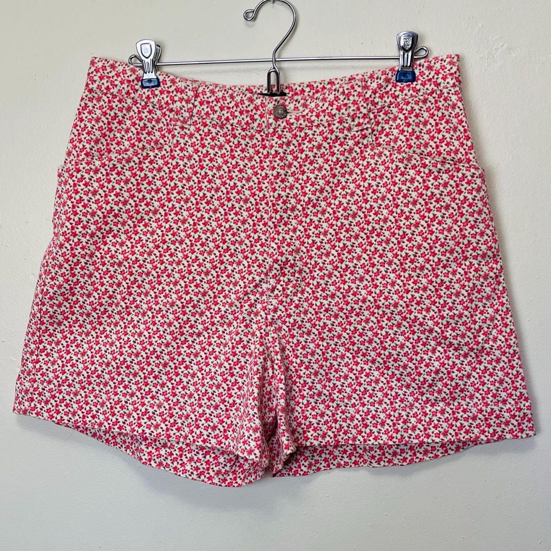Lee Floral Calico Print High Waist Butt Hugging Stretch Cotton Shorts ...