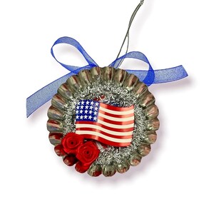 Patriotic Memorial Day Ornaments, American Flag Decoration, Rose Wreath ...