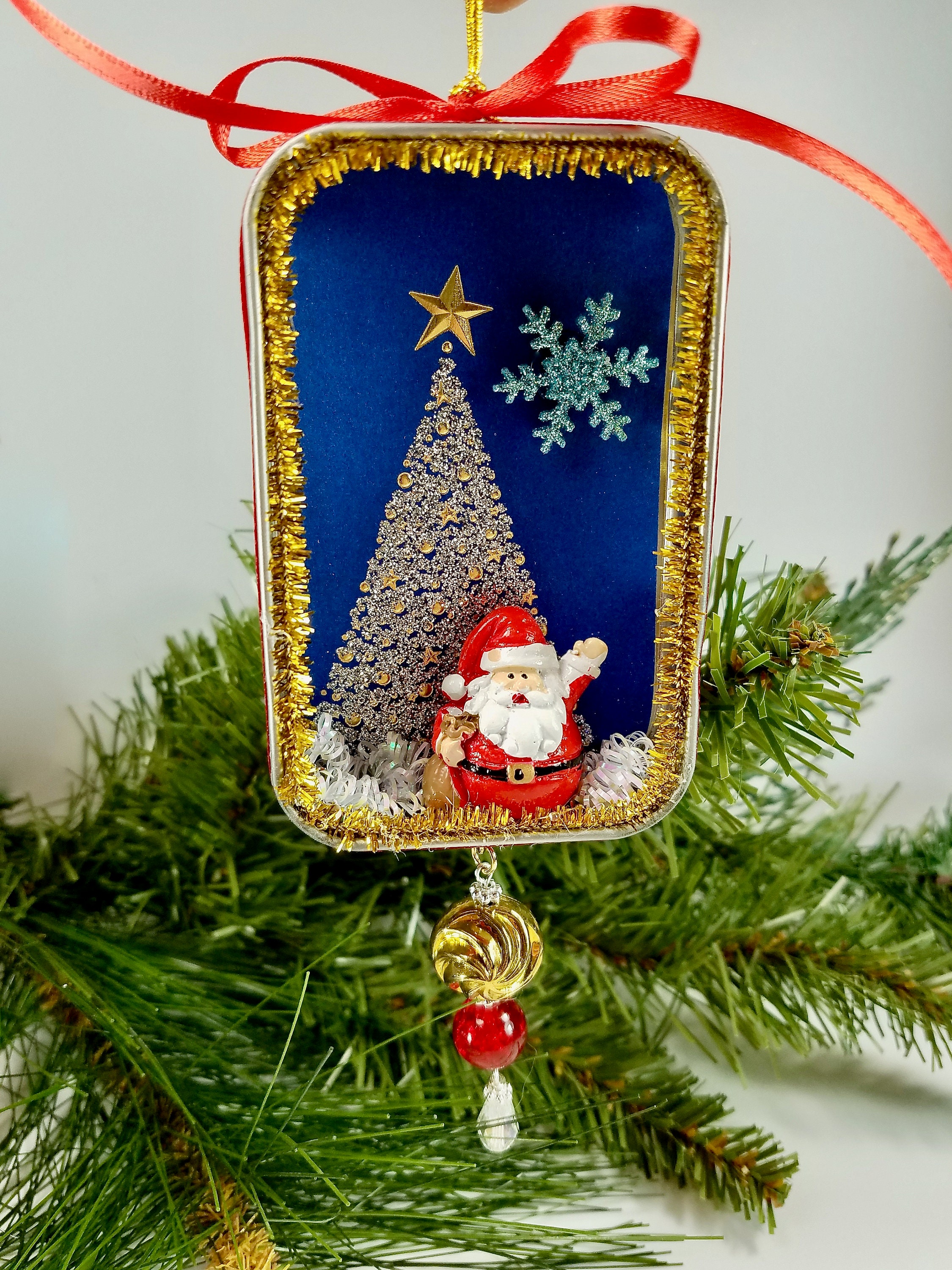 Upcycled Tin Ornament Santa Diorama Christmas Decorations | Etsy