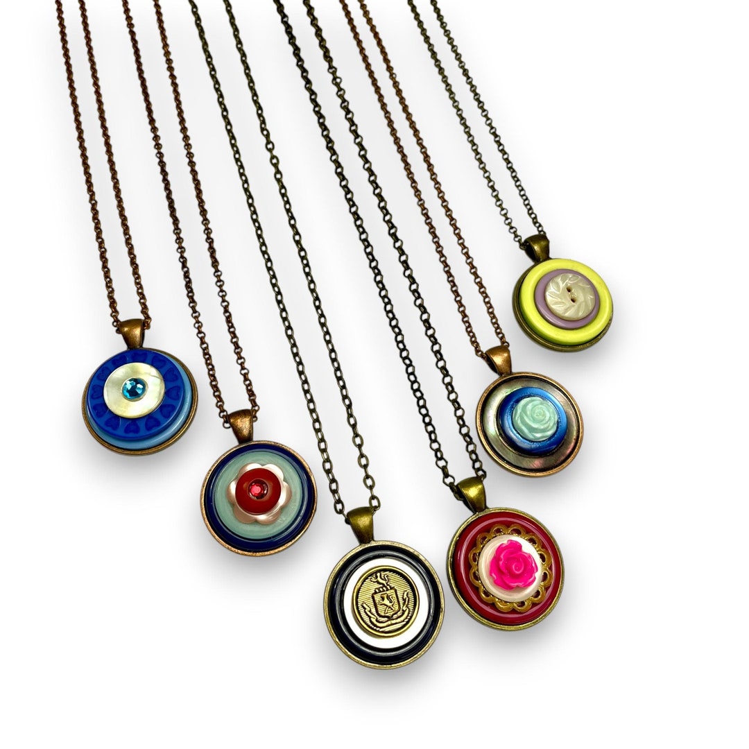 Handmade Repurposed Vintage Button Pendant Necklaces - Small 1" - Etsy
