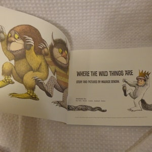 WHERE THE WILD Things Are - 25th Anniversary Hard Cover Caldecott Medal ...