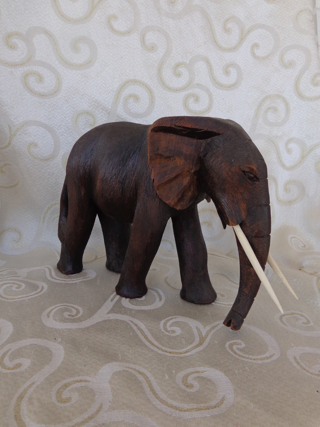 LARGE BULL ELEPHANT -resin Tusks - 8 3/4"h X 13"l X 5"w - Large Resin ...