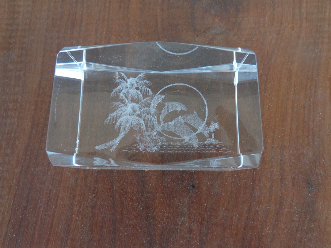 DOLPHINS AT SEA 3D Crystal Cube - Laser Etched Art Cube - 3 1/4 ...