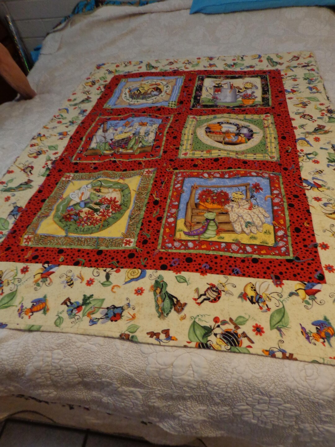 FUNNY BUGS QUILT - Lap Quilt - 37" X 50" - Colorful Funny Large Pre ...