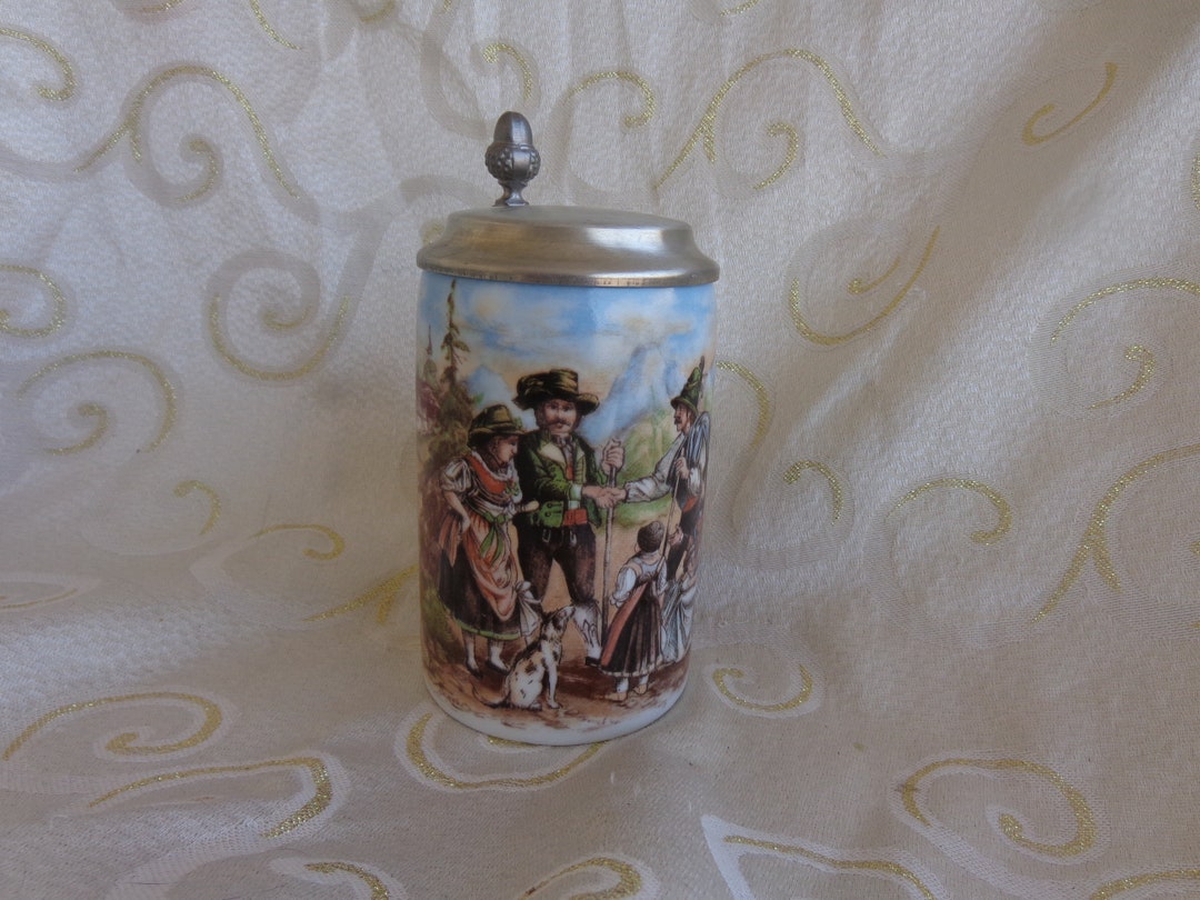 GERMAN STEIN by SCHRBENHAUSEN - 7 1/4" White Ceramic W/pewter Acorn Lid ...
