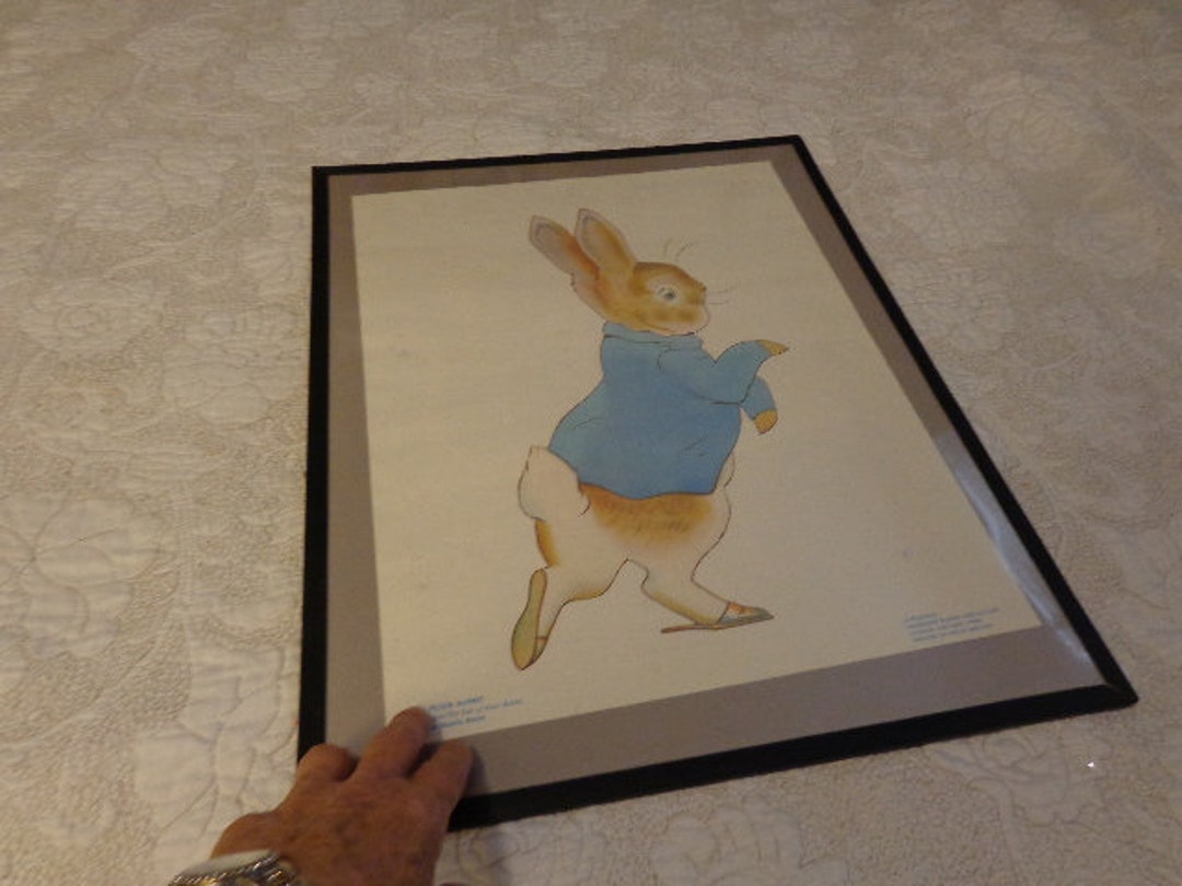VINTAGE PETER RABBIT Poster in Poster Frame 21h X - Etsy