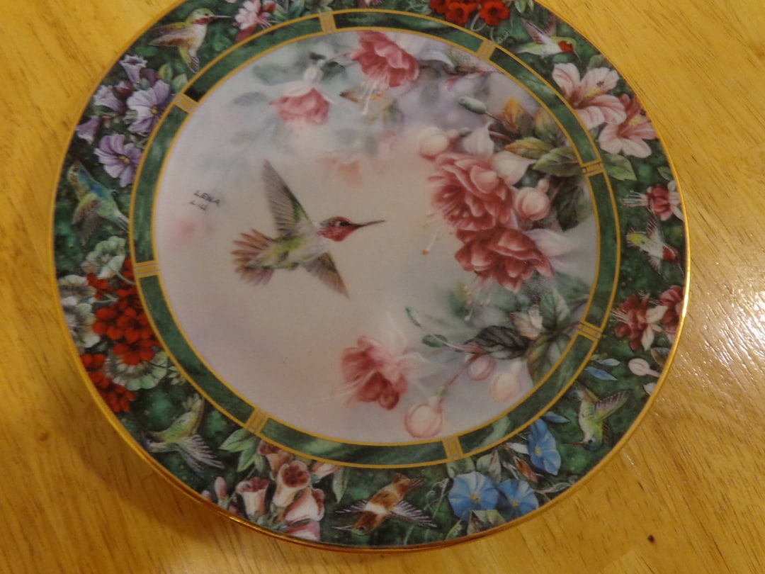 ANNA'S HUMMINGBIRD Plate - 7 3/4" Lena Liu Hummingbird Treasury ...