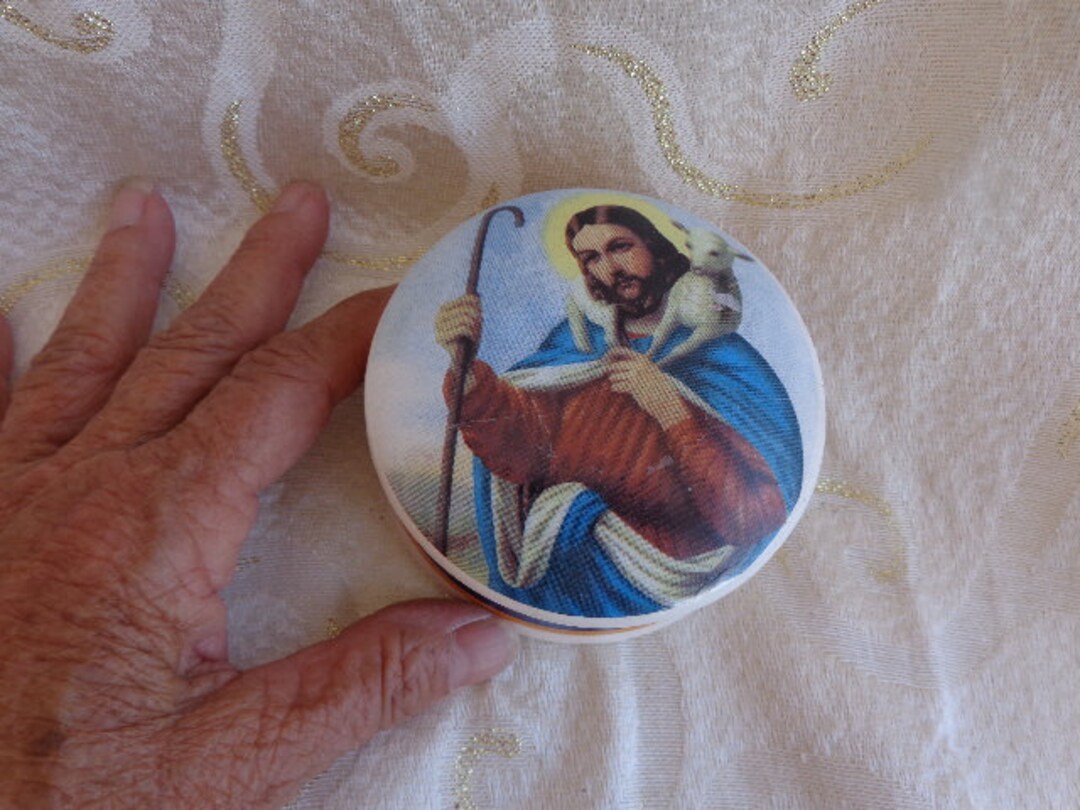 JESUS TRINKET BOX - 3 5/8" Diameter and 2" High - Ceramic Trinket Box ...