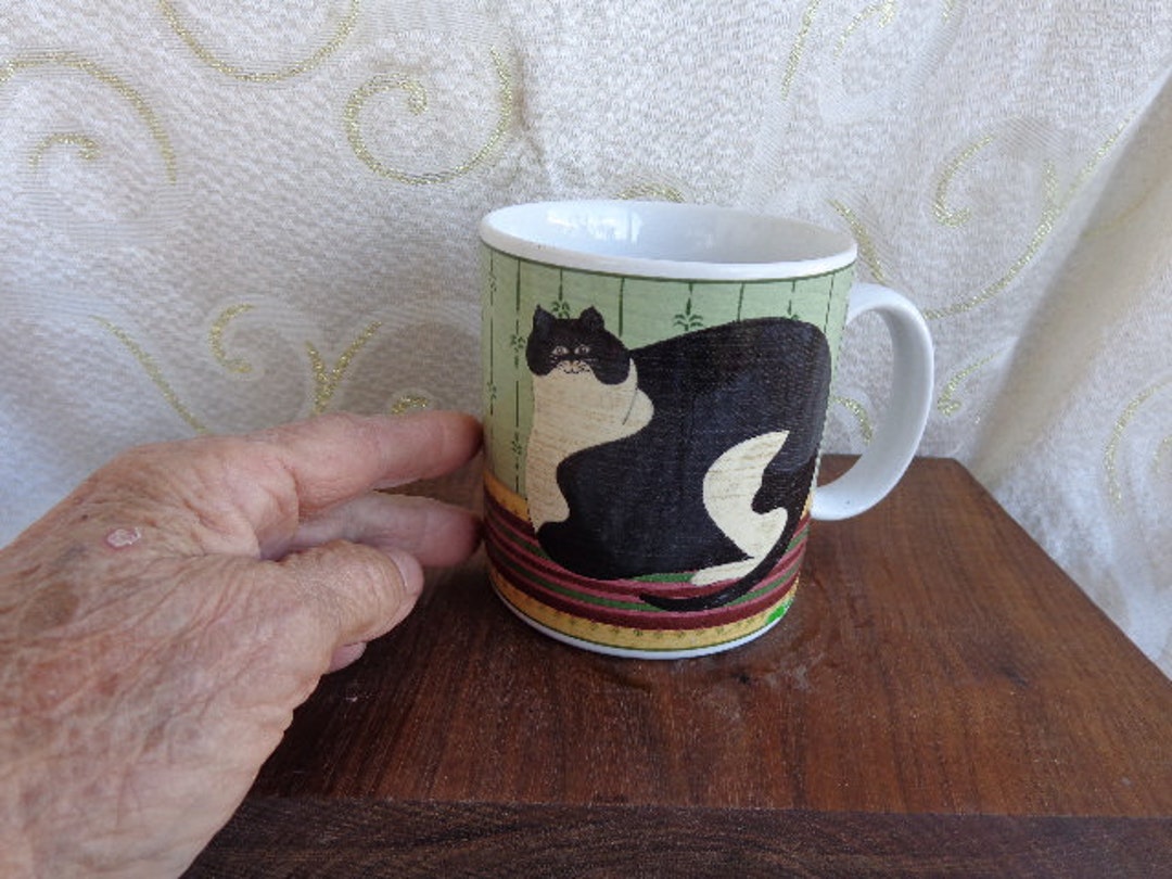 WARREN KIMBLE CAT Mug - 3 3/4"h X 3 1/2"d - Fat Black and White Cat Mug ...