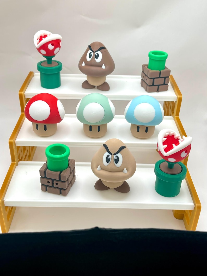 Mario Fidget Clicker ~ Desk Toy ~ Party Favors ~ Stress Relief Toy - Etsy