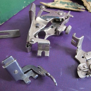 1935 Vintage Singer Sewing Machine ATTACHMENTS PARTS 360539 - Etsy
