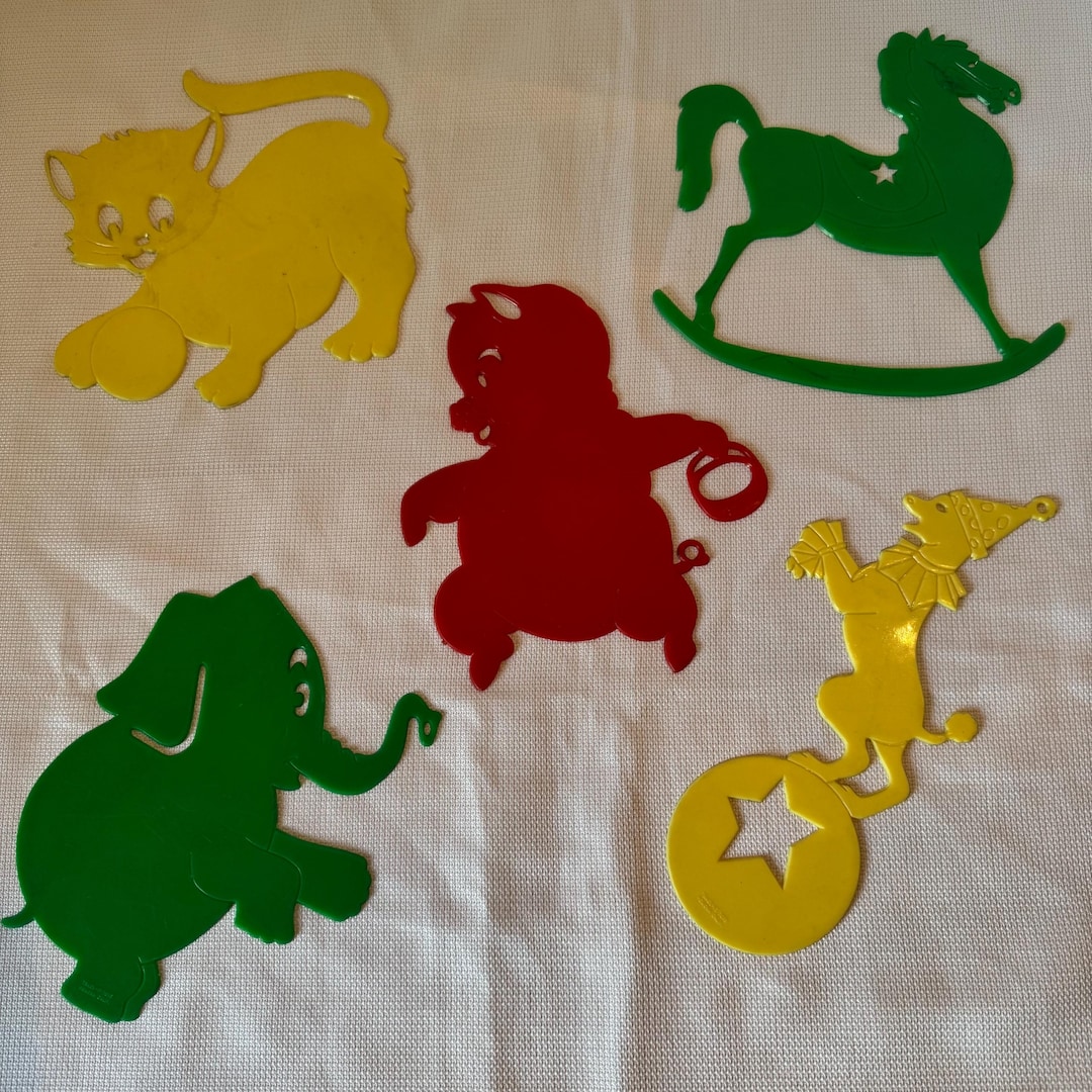5 Vintage TRACE TOYS Colorful Plastic Stencil ANIMALS Wall Decor ...