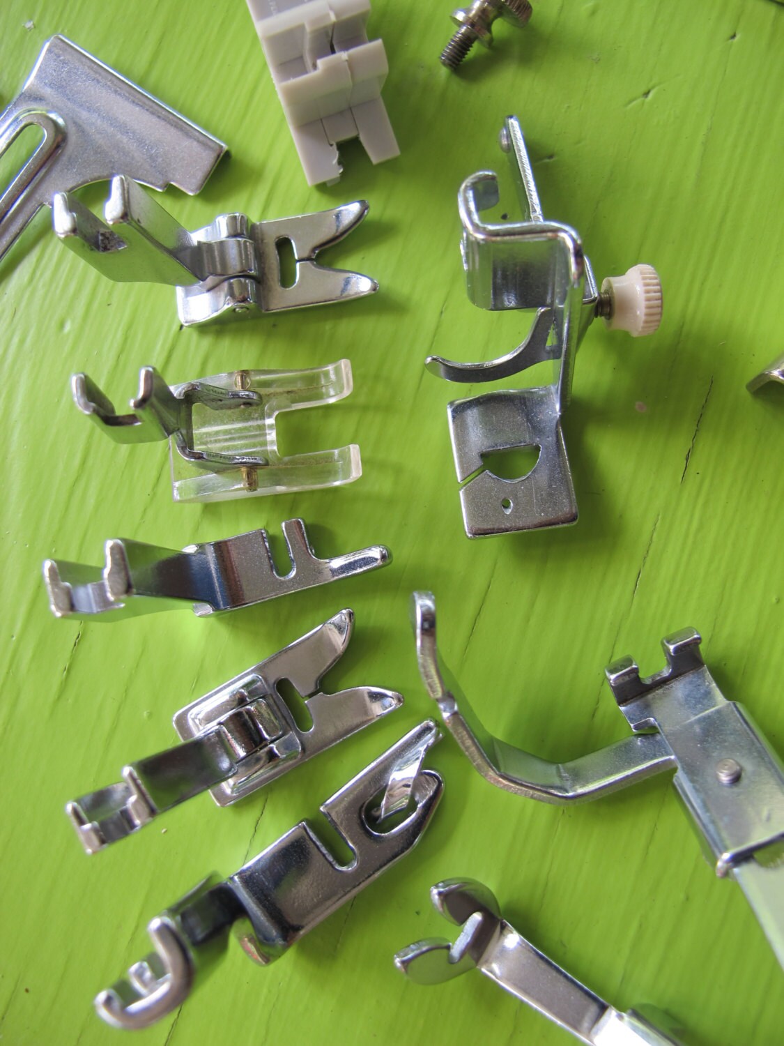 Retro Vintage Unique & Singer Sewing Machine ATTACHMENTS Lot - Etsy