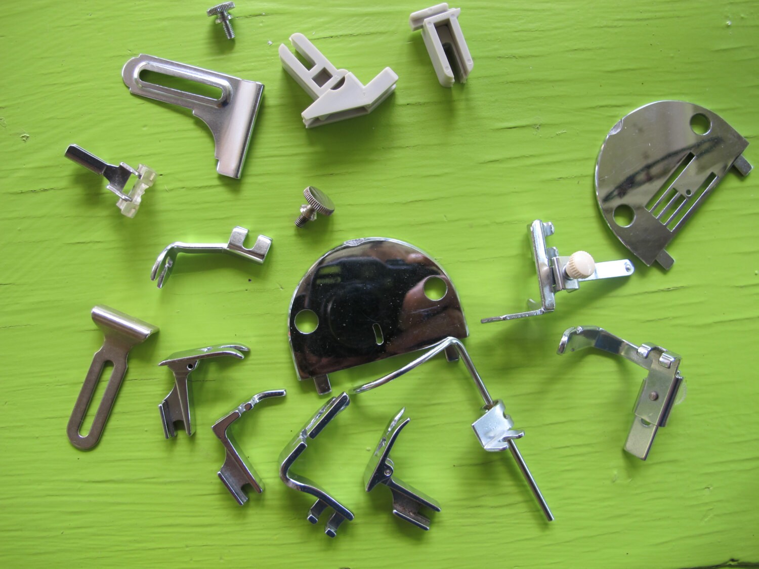 Retro Vintage Unique & Singer Sewing Machine ATTACHMENTS Lot - Etsy