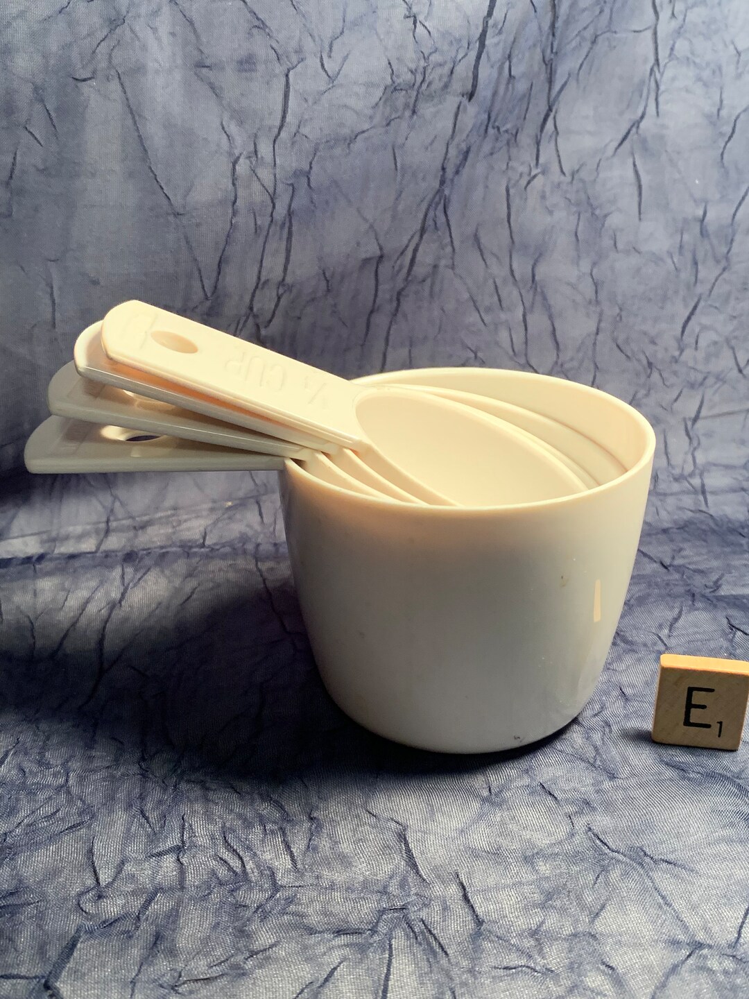 4 Vintage PYREX Plastic Measuring CUPS Retro Off-white / Ivory Nesting ...