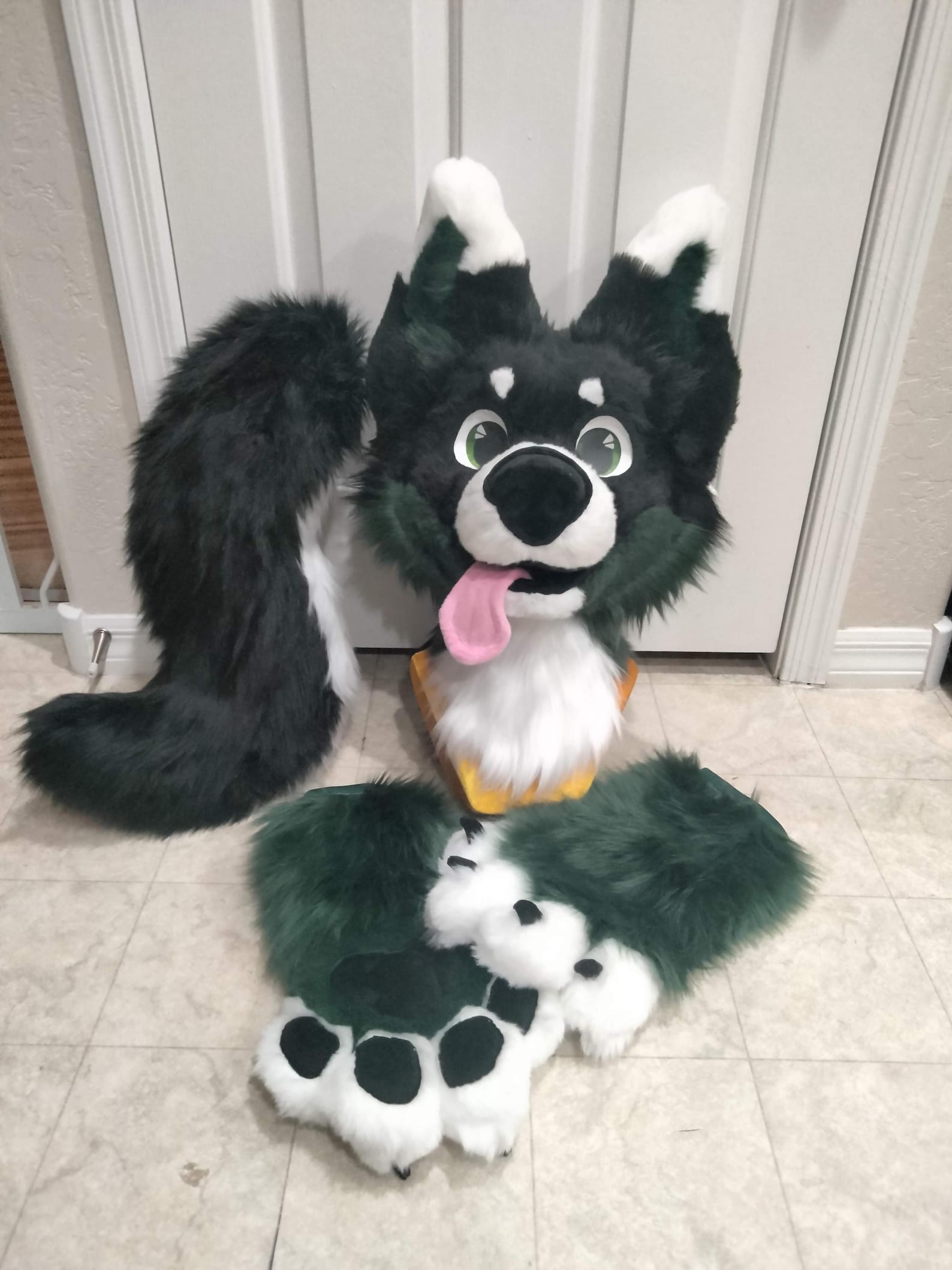 CLOSED!! Custom Fursuits! READ DESCRIPTION! Do N O T Buy Without ...