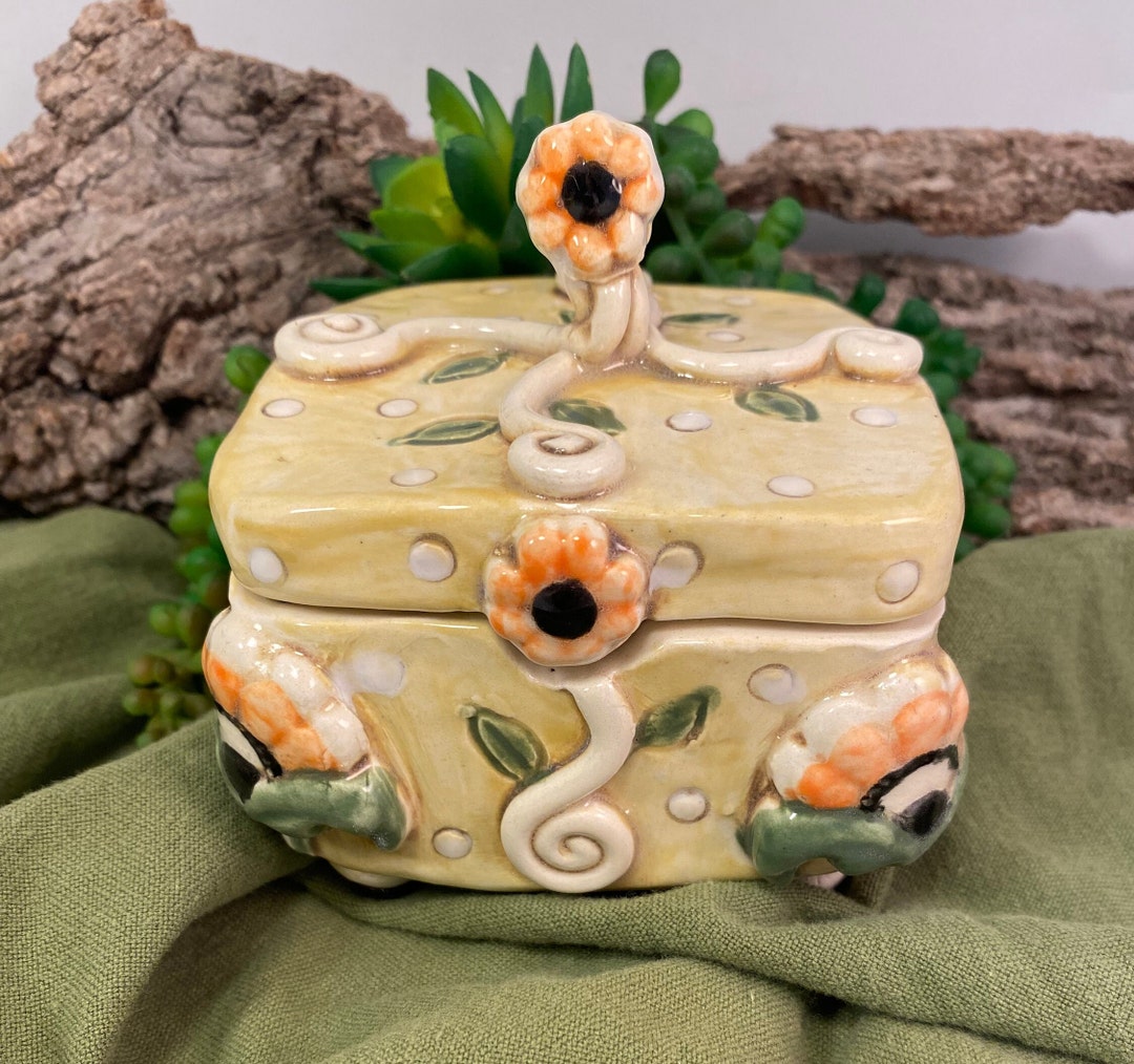 Small Jewelry Box/pottery Jewelry Box/ring Box/ Pottery Box/lidded ...