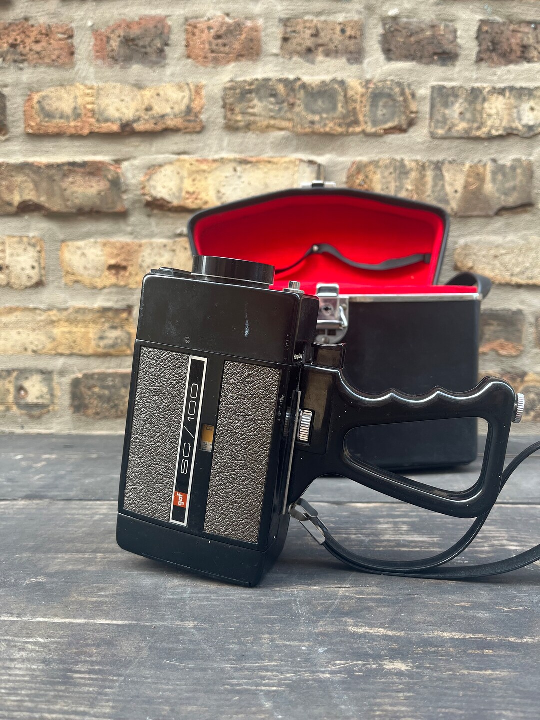 Vintage 1960s GAF SC/100 8mm Movie Camera With Case - Etsy