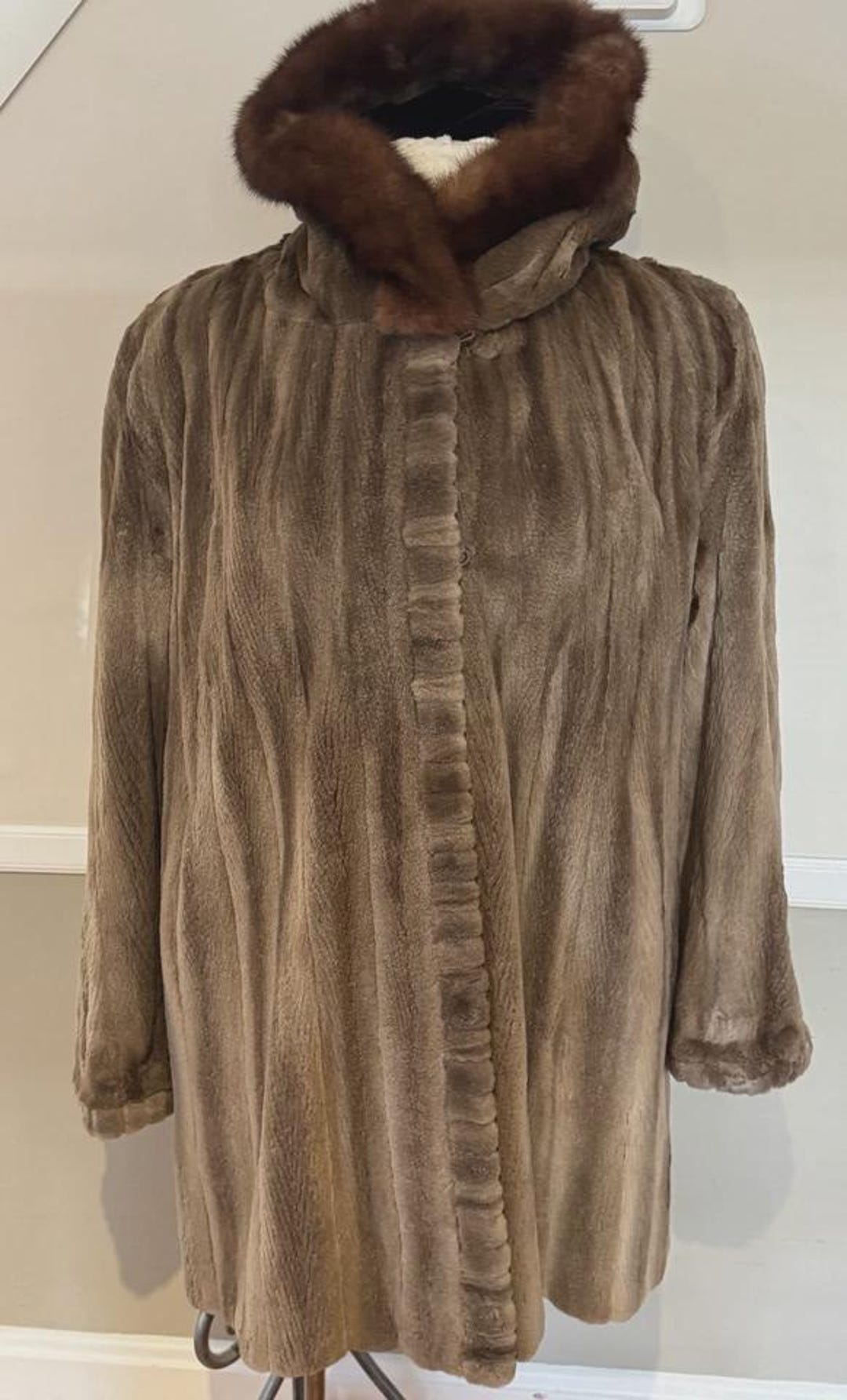 Albert's Sheared Mink Fur Coat W/ Mink Trim Hood – Women’s L/XL – Real ...