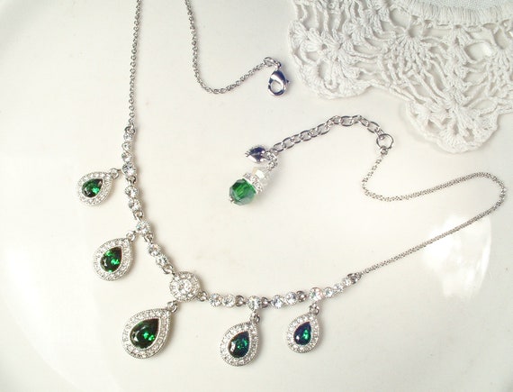 PRISTINE Vintage CAROLEE Art Deco Glam Emerald Rhines… - Gem