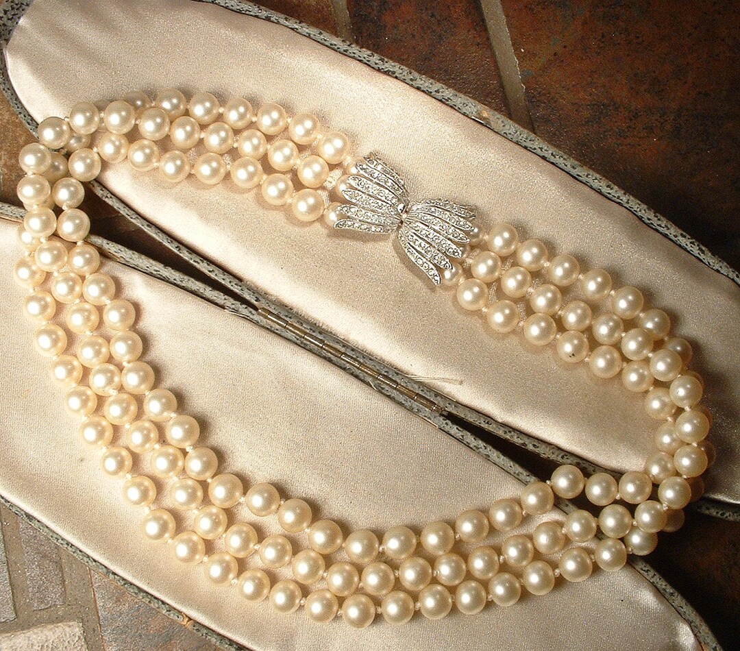 PRISTINE Vintage Cream Ivory Glass Pearl/rhinestone Bridal Necklace ...