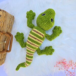 Crochet Lizard Pattern: Amigurumi Salamander Plushie (PDF Pattern) - Etsy
