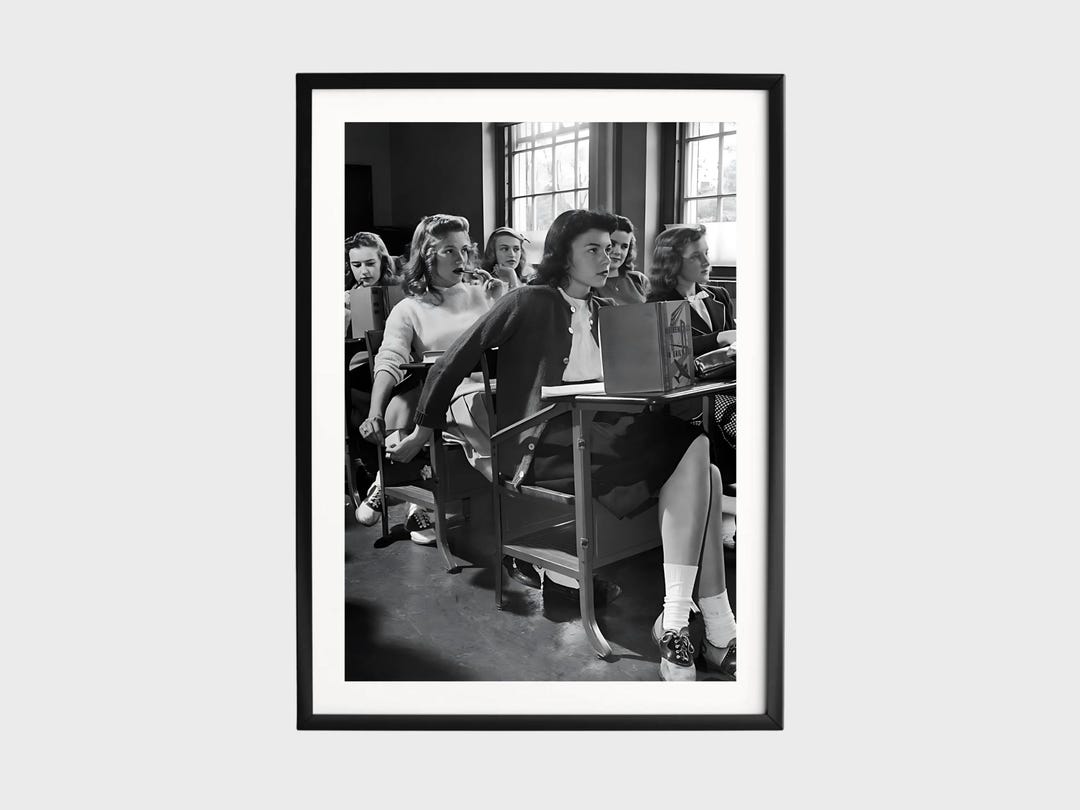 Passing Notes in Classroom Wall Art, Vintage High School 1940s, Funny ...