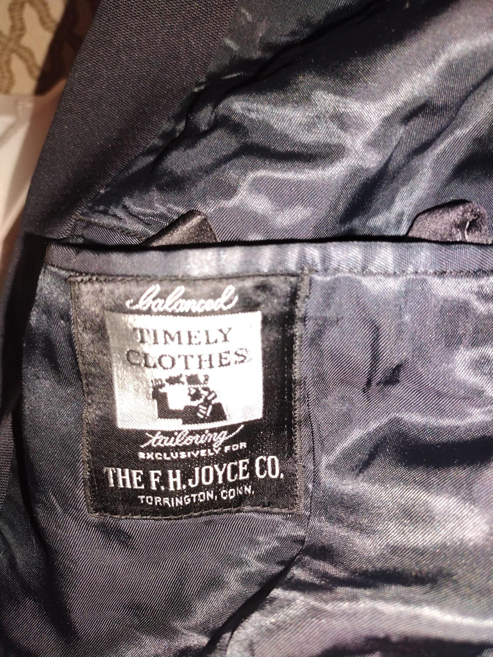 Plateau Timely Clothes Fabric Pacific Mills Balanced Tailoring the F.H ...