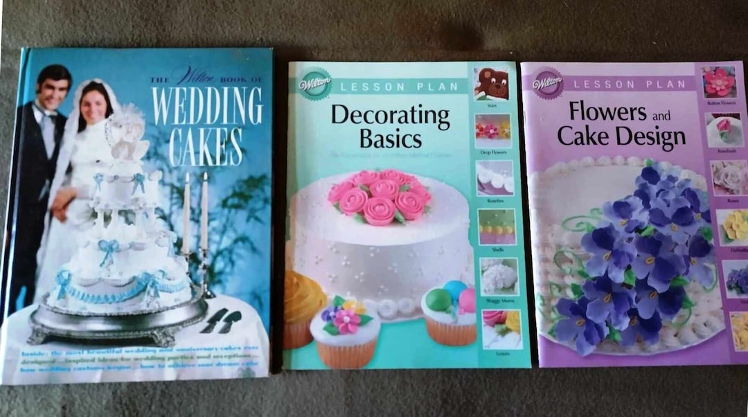 3 Book Set Wilton Wedding Cakes 1971 Flowers & Design Decorating Basics ...