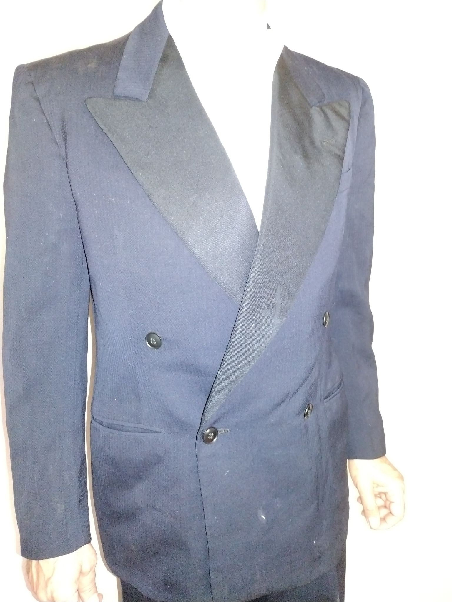 Plateau Timely Clothes Fabric Pacific Mills Balanced Tailoring the F.H ...