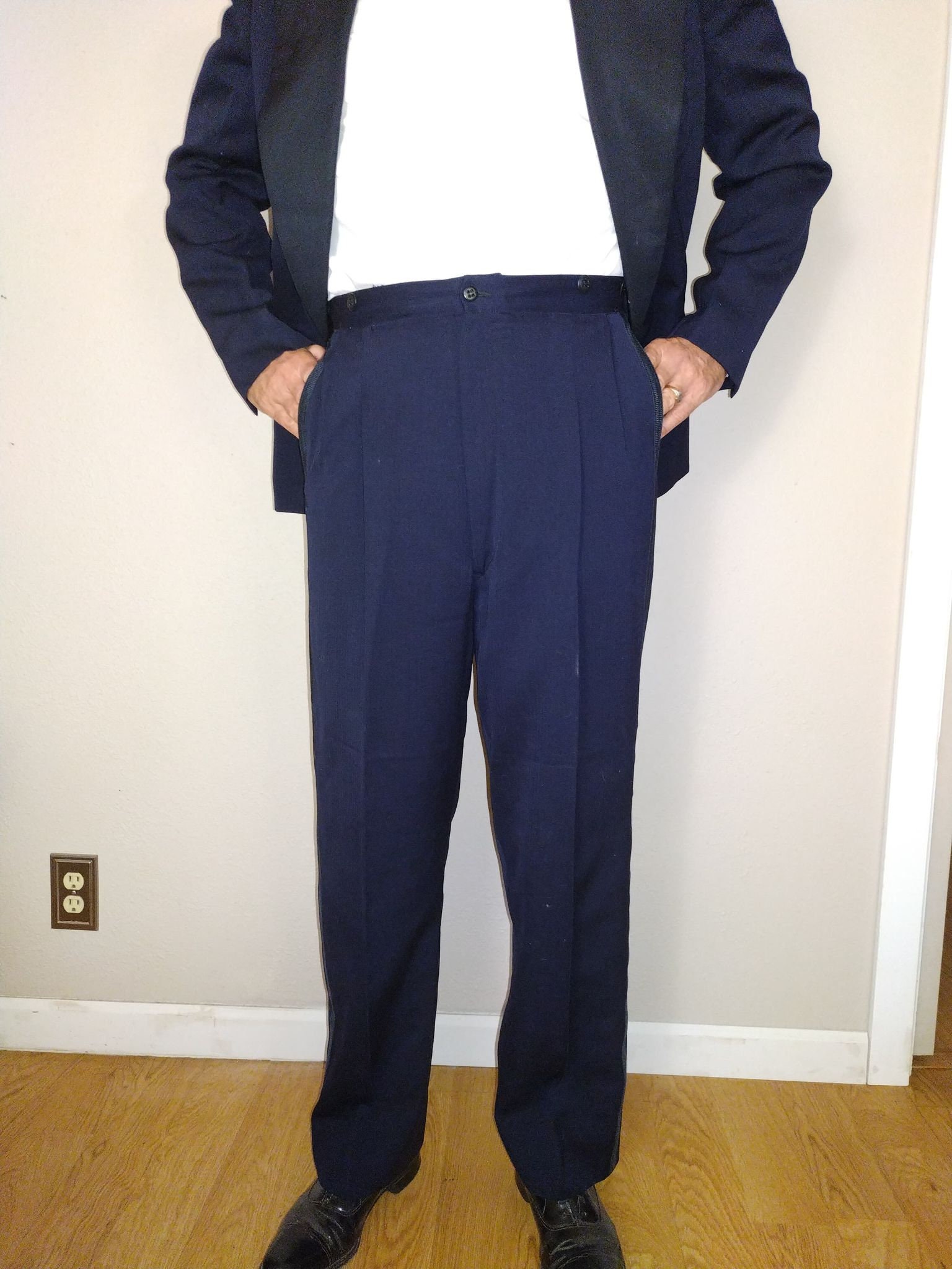 Plateau Timely Clothes Fabric Pacific Mills Balanced Tailoring the F.H ...